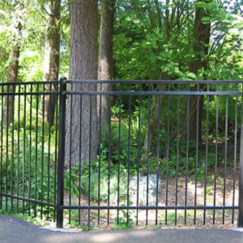 Town and Country Fence Installation and Repairs in Seattle